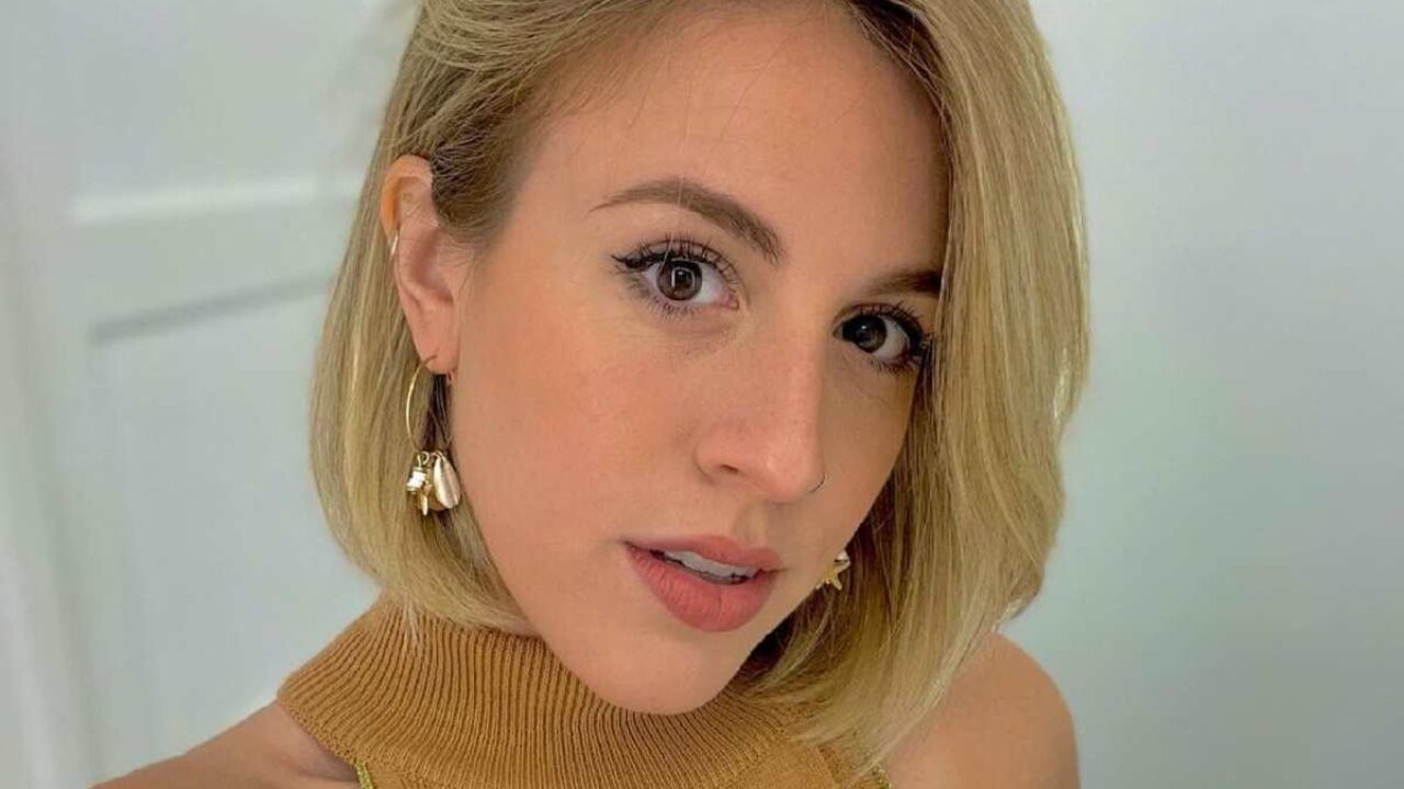 Laura Mondo's Instagram, Twitter & Facebook on IDCrawl