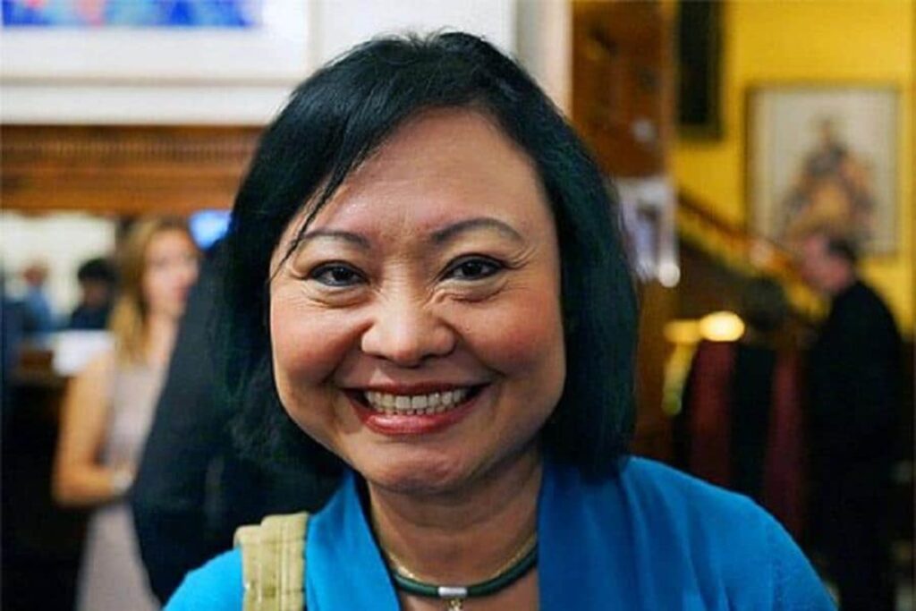 Che fine ha fatto Kim Phuc, la "bambina del napalm"? Oggi è ...